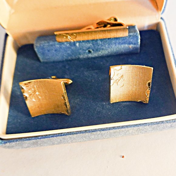 SWANK | Accessories | Vintage Swank Cufflinks Tie Bar In Box Gold Tone ...